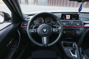 White BMW 320 2015 in Kaunas, with an engine capacity of 2.00 L and mileage of 314 thousand km for 9700 €, photo 11 on AUTOMOTO.COM.LV