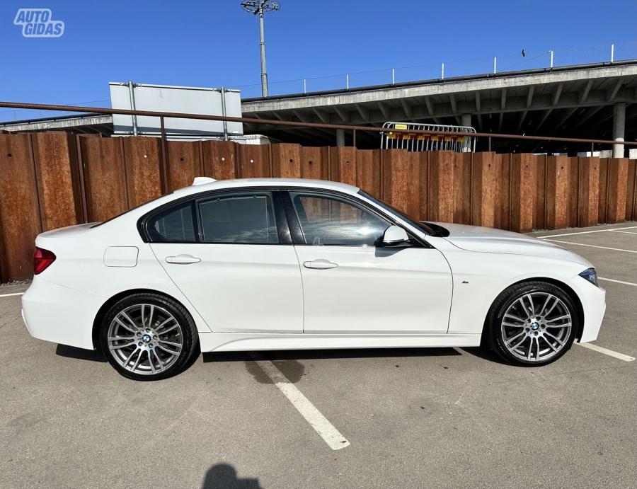 White BMW 320 2016 in Kaunas, with an engine capacity of 2.00 L and mileage of 167 thousand km for 14499 €, photo 5 on AUTOMOTO.COM.LV