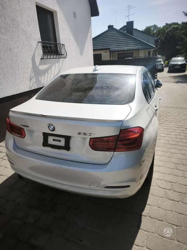 Balts BMW 320 2016 Kretinga, ar dzinēja tilpumu 2.00 L un nobraukumu 270 tūkst. km par 5400 €, foto 3 vietnē AUTOMOTO.COM.LV