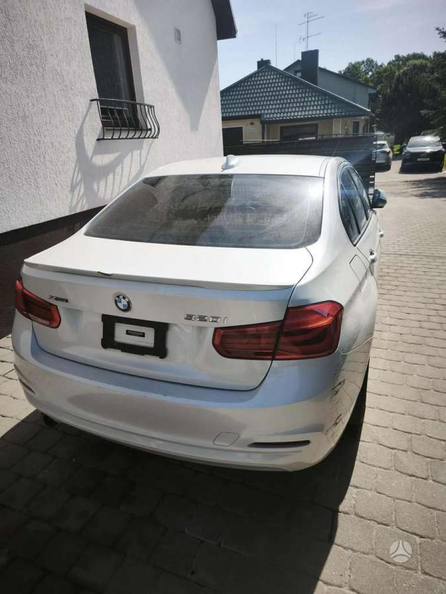 White BMW 320 2016 in Kretinga, with an engine capacity of 2.00 L and mileage of 270 thousand km for 5400 €, photo 4 on AUTOMOTO.COM.LV