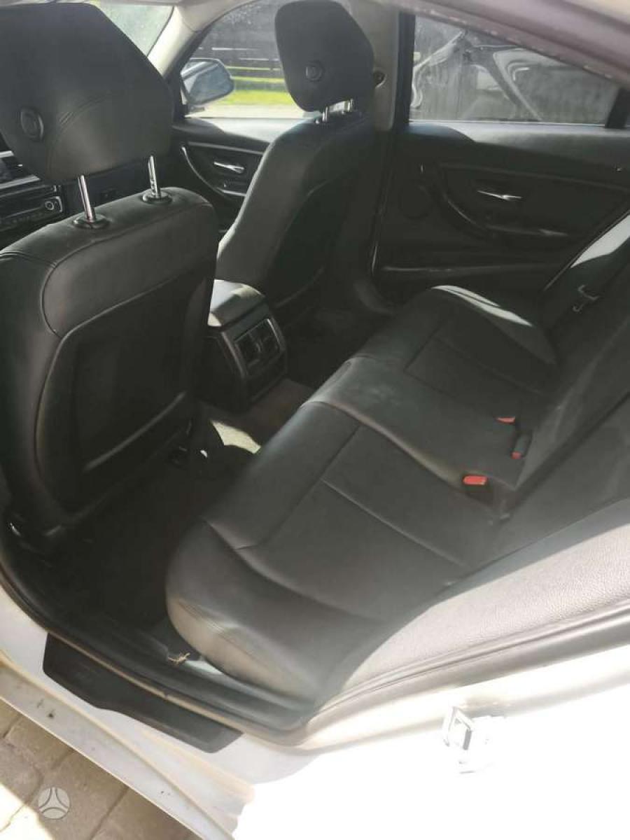 White BMW 320 2016 in Kretinga, with an engine capacity of 2.00 L and mileage of 270 thousand km for 5400 €, photo 6 on AUTOMOTO.COM.LV