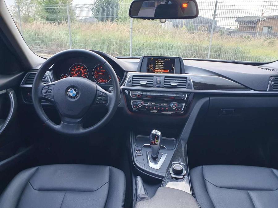 Balts BMW 320 2016 Šauļi, ar dzinēja tilpumu 2.00 L un nobraukumu 280 tūkst. km par 5999 €, foto 14 vietnē AUTOMOTO.COM.LV