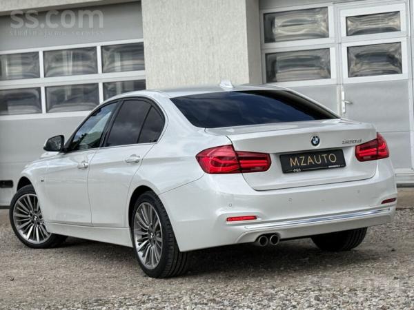 BMW 320 2017 in Tukums on AUTOMOTO.COM.LV White BMW 320 2017 in Tukums, with an engine capacity of 2.00 L and mileage of 219 thousand km for 10999 €, photo 4 on AUTOMOTO.COM.LV