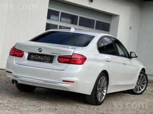 White BMW 320 2017 in Tukums, with an engine capacity of 2.00 L and mileage of 219 thousand km for 10999 €, photo 5 on AUTOMOTO.COM.LV