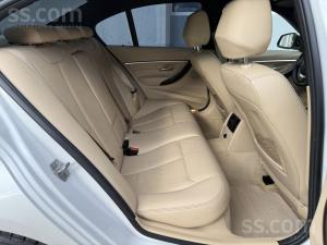 White BMW 320 2017 in Tukums, with an engine capacity of 2.00 L and mileage of 219 thousand km for 10999 €, photo 9 on AUTOMOTO.COM.LV