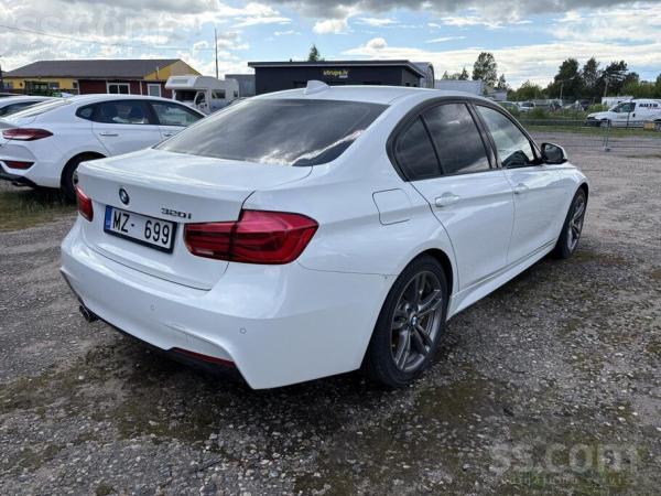 White BMW 320 2018 in Riga, with an engine capacity of 2.00 L and mileage of 72 thousand km for 18000 €, photo 3 on AUTOMOTO.COM.LV