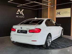 Balts BMW 320 2018 Kauņa, ar dzinēja tilpumu 2.00 L un nobraukumu 200 tūkst. km par 11990 €, foto 12 vietnē AUTOMOTO.COM.LV