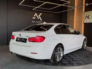 Balts BMW 320 2018 Kauņa, ar dzinēja tilpumu 2.00 L un nobraukumu 200 tūkst. km par 11990 €, foto 13 vietnē AUTOMOTO.COM.LV
