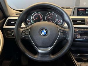 Balts BMW 320 2018 Kauņa, ar dzinēja tilpumu 2.00 L un nobraukumu 200 tūkst. km par 11990 €, foto 15 vietnē AUTOMOTO.COM.LV