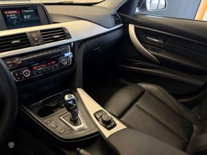 Balts BMW 320 2018 Kauņa, ar dzinēja tilpumu 2.00 L un nobraukumu 200 tūkst. km par 11990 €, foto 20 vietnē AUTOMOTO.COM.LV