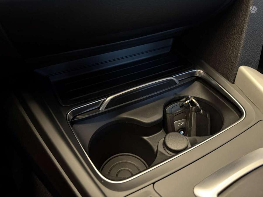 Balts BMW 320 2018 Kauņa, ar dzinēja tilpumu 2.00 L un nobraukumu 200 tūkst. km par 11990 €, foto 22 vietnē AUTOMOTO.COM.LV