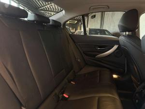 Balts BMW 320 2018 Kauņa, ar dzinēja tilpumu 2.00 L un nobraukumu 200 tūkst. km par 11990 €, foto 26 vietnē AUTOMOTO.COM.LV