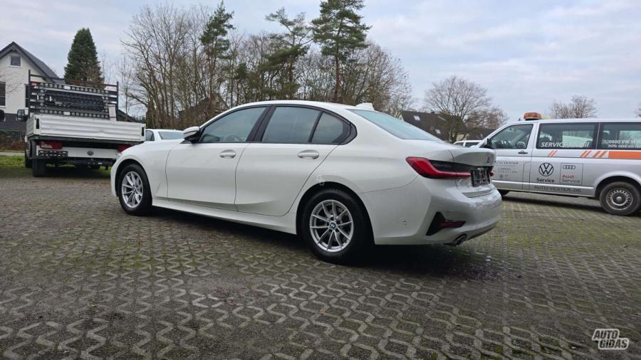 White BMW 320 2019 in Kaunas, with an engine capacity of 2.00 L and mileage of 80 thousand km for 26314 €, photo 3 on AUTOMOTO.COM.LV