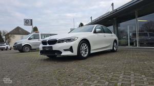 White BMW 320 2019 in Kaunas, with an engine capacity of 2.00 L and mileage of 80 thousand km for 26314 €, photo 4 on AUTOMOTO.COM.LV
