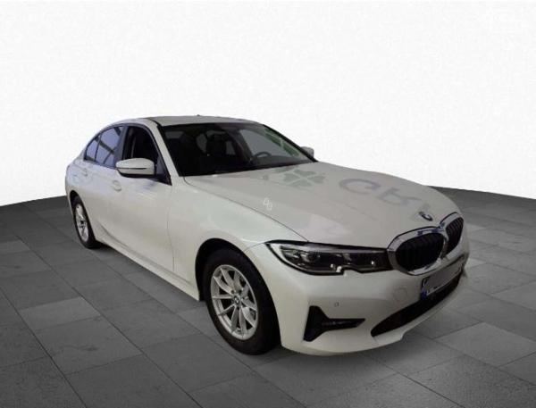 White BMW 320 2019 in Kaunas, with an engine capacity of 2.00 L and mileage of 91 thousand km for 25366 €, photo 8 on AUTOMOTO.COM.LV