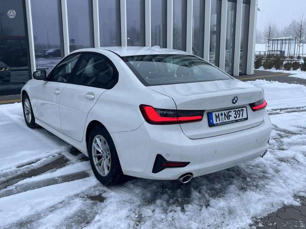 Balts BMW 320 2019 Viļņa, ar dzinēja tilpumu 2.00 L un nobraukumu 220 tūkst. km par 19500 €, foto 5 vietnē AUTOMOTO.COM.LV