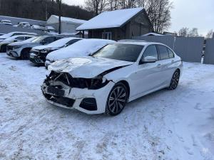 Balts BMW 320 2019 Kauņa, ar dzinēja tilpumu 2.00 L un nobraukumu 115 tūkst. km par 13900 €, foto  vietnē AUTOMOTO.COM.LV