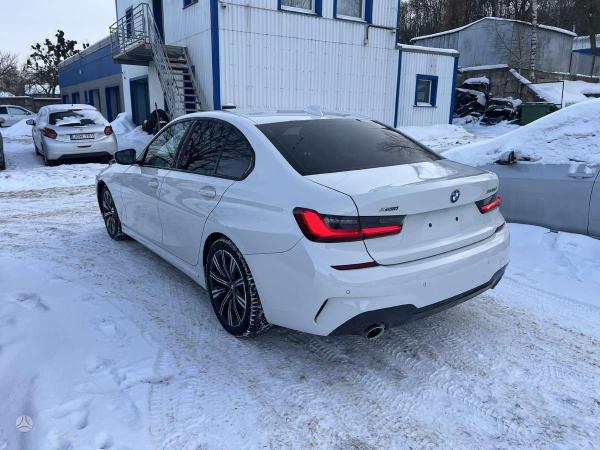Balts BMW 320 2019 Kauņa, ar dzinēja tilpumu 2.00 L un nobraukumu 115 tūkst. km par 13900 €, foto 4 vietnē AUTOMOTO.COM.LV