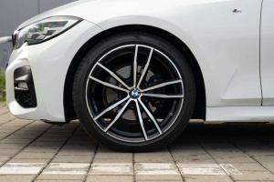 Balts BMW 320 2019 Viļņa, ar dzinēja tilpumu 2.00 L un nobraukumu 121 tūkst. km par 25200 €, foto 4 vietnē AUTOMOTO.COM.LV