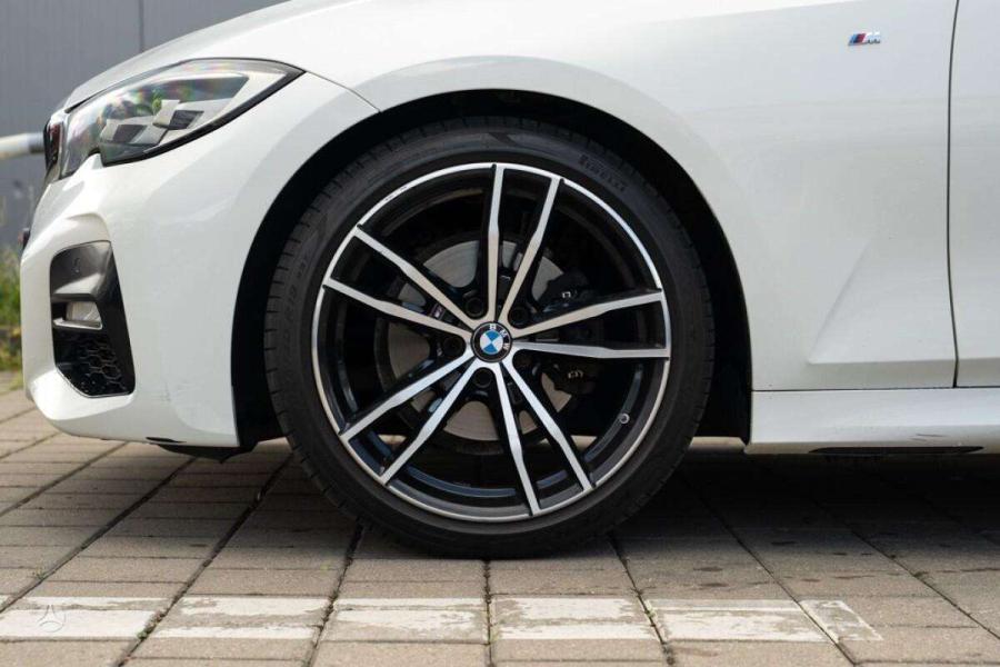 Balts BMW 320 2019 Viļņa, ar dzinēja tilpumu 2.00 L un nobraukumu 121 tūkst. km par 25200 €, foto 4 vietnē AUTOMOTO.COM.LV