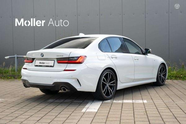 White BMW 320 2019 in Vilnius, with an engine capacity of 2.00 L and mileage of 121 thousand km for 25200 €, photo 5 on AUTOMOTO.COM.LV