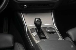 Balts BMW 320 2019 Viļņa, ar dzinēja tilpumu 2.00 L un nobraukumu 121 tūkst. km par 25200 €, foto 9 vietnē AUTOMOTO.COM.LV