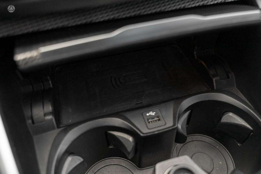 Balts BMW 320 2019 Viļņa, ar dzinēja tilpumu 2.00 L un nobraukumu 121 tūkst. km par 25200 €, foto 10 vietnē AUTOMOTO.COM.LV