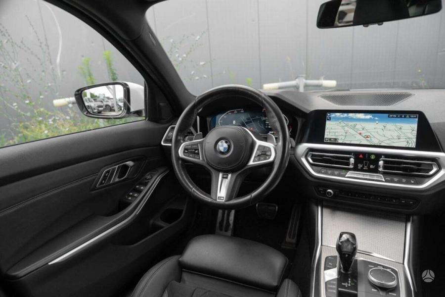 Balts BMW 320 2019 Viļņa, ar dzinēja tilpumu 2.00 L un nobraukumu 121 tūkst. km par 25200 €, foto 17 vietnē AUTOMOTO.COM.LV