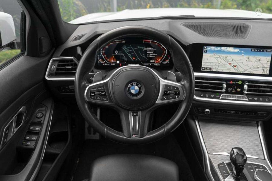 Balts BMW 320 2019 Viļņa, ar dzinēja tilpumu 2.00 L un nobraukumu 121 tūkst. km par 25200 €, foto 18 vietnē AUTOMOTO.COM.LV