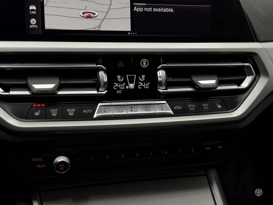 White BMW 320 2019 in Vilnius, with an engine capacity of 2.00 L and mileage of 84 thousand km for 16950 €, photo 24 on AUTOMOTO.COM.LV