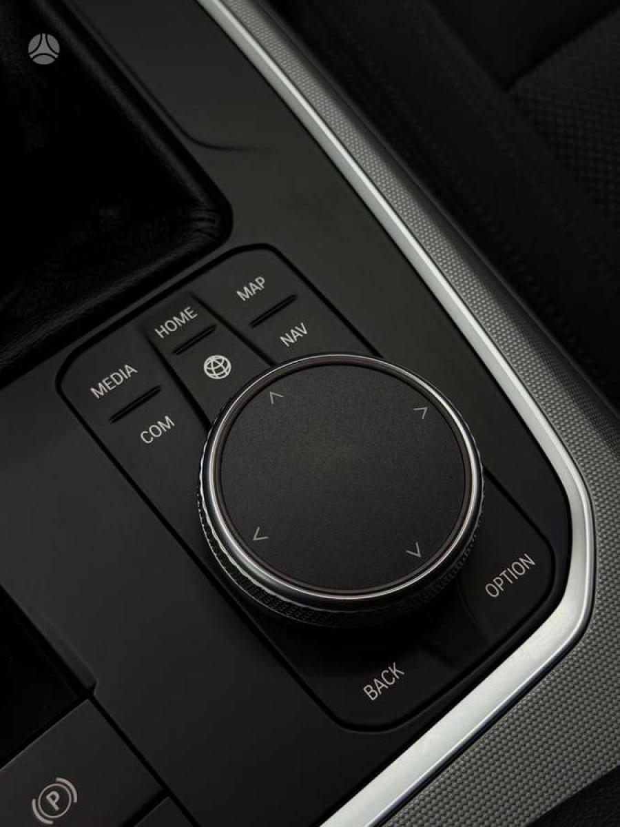 Balts BMW 320 2019 Viļņa, ar dzinēja tilpumu 2.00 L un nobraukumu 84 tūkst. km par 16900 €, foto 21 vietnē AUTOMOTO.COM.LV