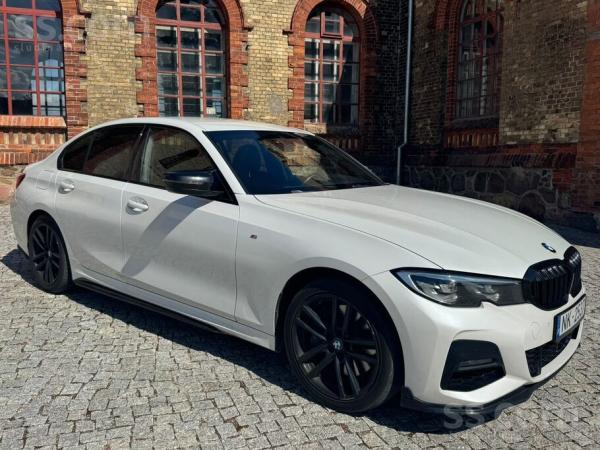 White BMW 320 2019 in Ventspils, with an engine capacity of 2.00 L and mileage of 131 thousand km for 25000 €, photo 1 on AUTOMOTO.COM.LV