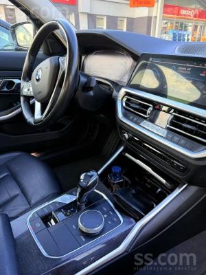 White BMW 320 2019 in Riga, with an engine capacity of 2.00 L and mileage of 267 thousand km for 15300 €, photo 6 on AUTOMOTO.COM.LV