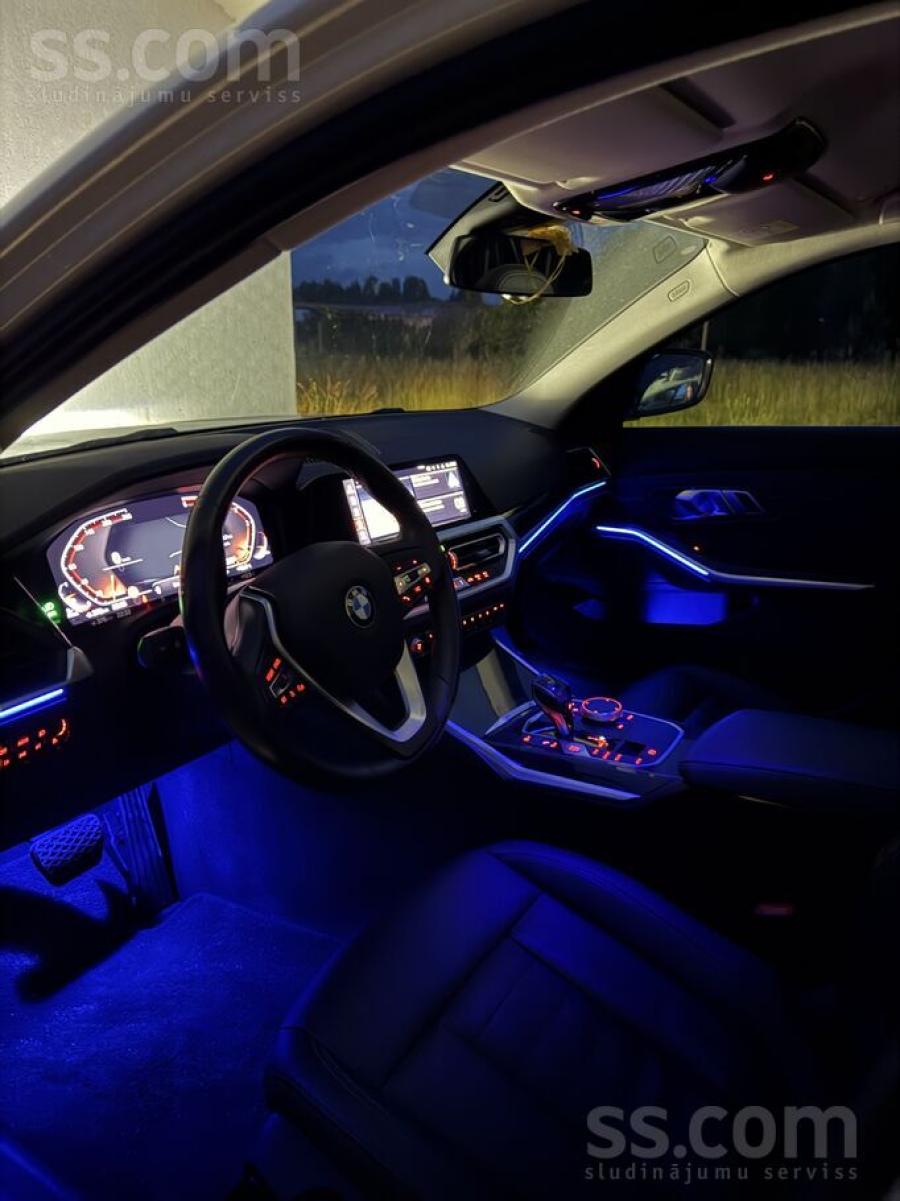 White BMW 320 2019 in Riga, with an engine capacity of 2.00 L and mileage of 267 thousand km for 15300 €, photo 9 on AUTOMOTO.COM.LV
