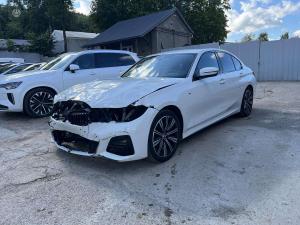 BMW 320 2019 Kauņa vietnē Balts BMW 320 2019 Kauņa, ar dzinēja tilpumu 2.00 L un nobraukumu 125 tūkst. km par 11900 €, foto 1 vietnē AUTOMOTO.COM.LV