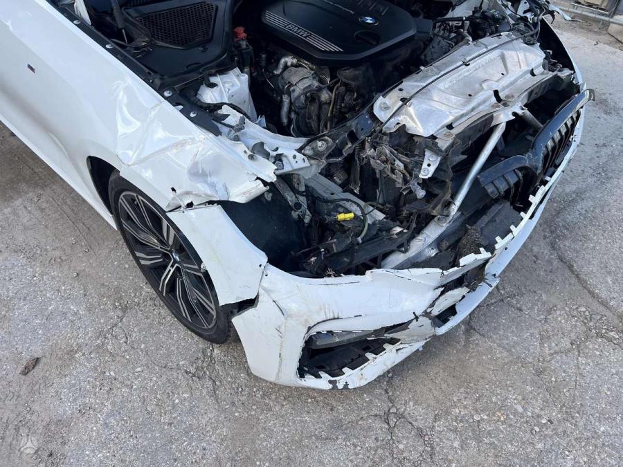 Balts BMW 320 2019 Kauņa, ar dzinēja tilpumu 2.00 L un nobraukumu 125 tūkst. km par 11900 €, foto 11 vietnē AUTOMOTO.COM.LV