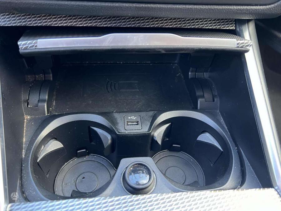 Balts BMW 320 2019 Kauņa, ar dzinēja tilpumu 2.00 L un nobraukumu 125 tūkst. km par 11900 €, foto 23 vietnē AUTOMOTO.COM.LV