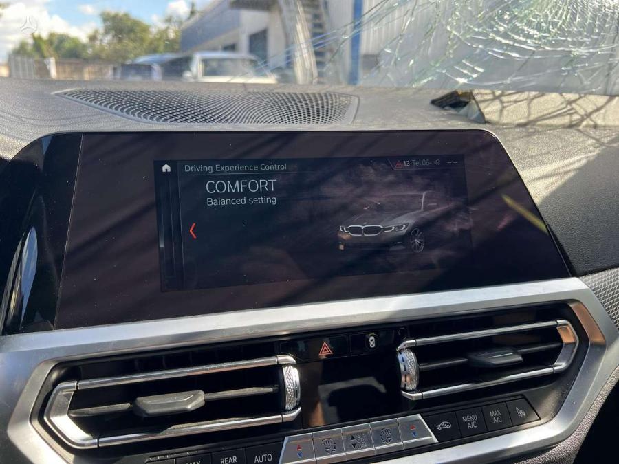 Balts BMW 320 2019 Kauņa, ar dzinēja tilpumu 2.00 L un nobraukumu 125 tūkst. km par 11900 €, foto 26 vietnē AUTOMOTO.COM.LV