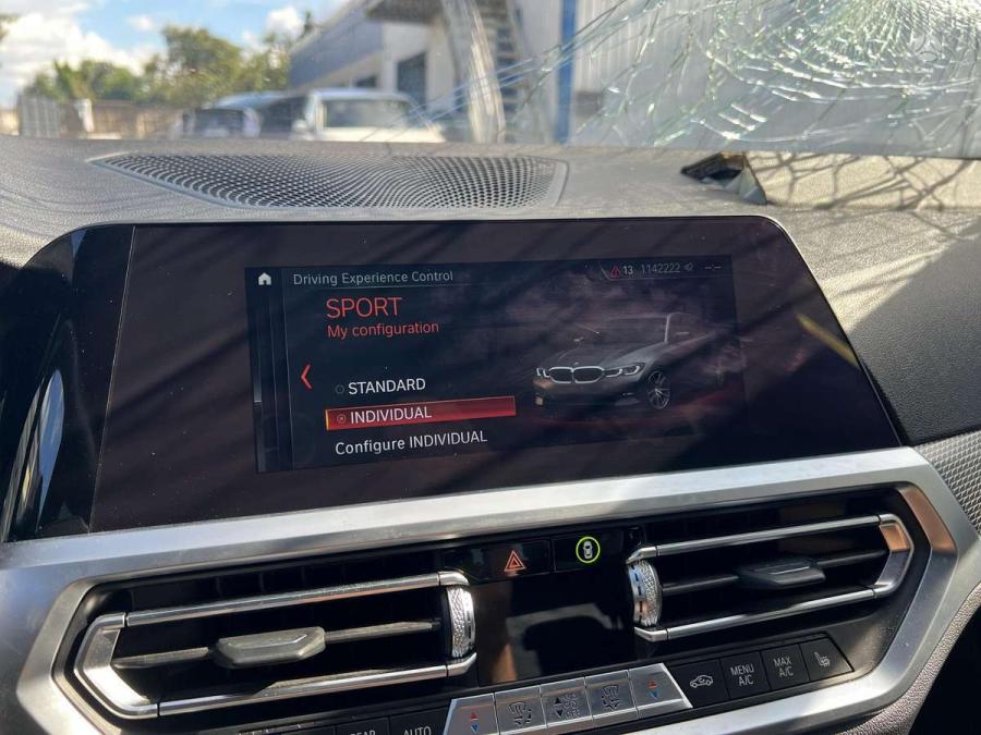 Balts BMW 320 2019 Kauņa, ar dzinēja tilpumu 2.00 L un nobraukumu 125 tūkst. km par 11900 €, foto 27 vietnē AUTOMOTO.COM.LV