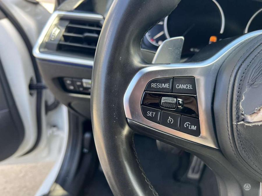 Balts BMW 320 2019 Kauņa, ar dzinēja tilpumu 2.00 L un nobraukumu 125 tūkst. km par 11900 €, foto 35 vietnē AUTOMOTO.COM.LV