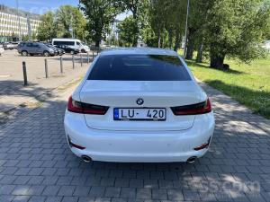 Белый БМВ 320 2019 в Рига, объемом двигателя 2.00 л и пробегом 77 тыс. км за 30000 €, фото 8 на AUTOMOTO.COM.LV