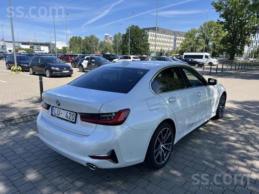 Белый БМВ 320 2019 в Рига, объемом двигателя 2.00 л и пробегом 77 тыс. км за 30000 €, фото 9 на AUTOMOTO.COM.LV