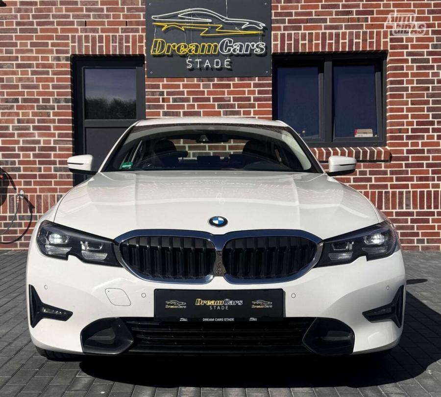 White BMW 320 2020 in Kaunas, with an engine capacity of 2.00 L and mileage of 90 thousand km for 28529 €, photo 3 on AUTOMOTO.COM.LV