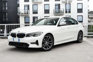 White BMW 320 2020 in Vilnius, with an engine capacity of 2.00 L and mileage of 146 thousand km for 19500 €, photo  on AUTOMOTO.COM.LV