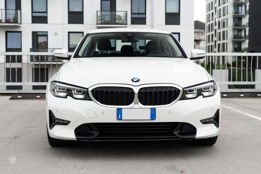 White BMW 320 2020 in Vilnius, with an engine capacity of 2.00 L and mileage of 146 thousand km for 19500 €, photo 7 on AUTOMOTO.COM.LV