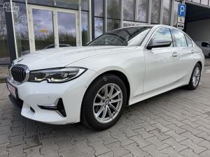 White BMW 320 2020 in Vilnius, with an engine capacity of 2.00 L and mileage of 420 thousand km for 16990 €, photo 7 on AUTOMOTO.COM.LV