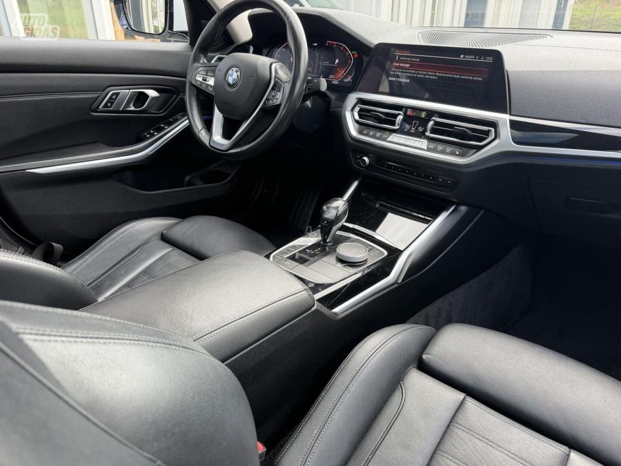 White BMW 320 2020 in Vilnius, with an engine capacity of 2.00 L and mileage of 420 thousand km for 16990 €, photo 12 on AUTOMOTO.COM.LV