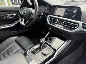 White BMW 320 2020 in Vilnius, with an engine capacity of 2.00 L and mileage of 420 thousand km for 16990 €, photo 14 on AUTOMOTO.COM.LV