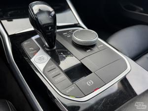 White BMW 320 2020 in Vilnius, with an engine capacity of 2.00 L and mileage of 420 thousand km for 16990 €, photo 18 on AUTOMOTO.COM.LV