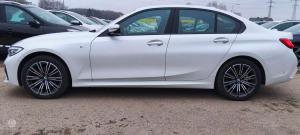 White BMW 320 2021 in Kaunas, with an engine capacity of 2.00 L and mileage of 99 thousand km for 29282 €, photo 5 on AUTOMOTO.COM.LV